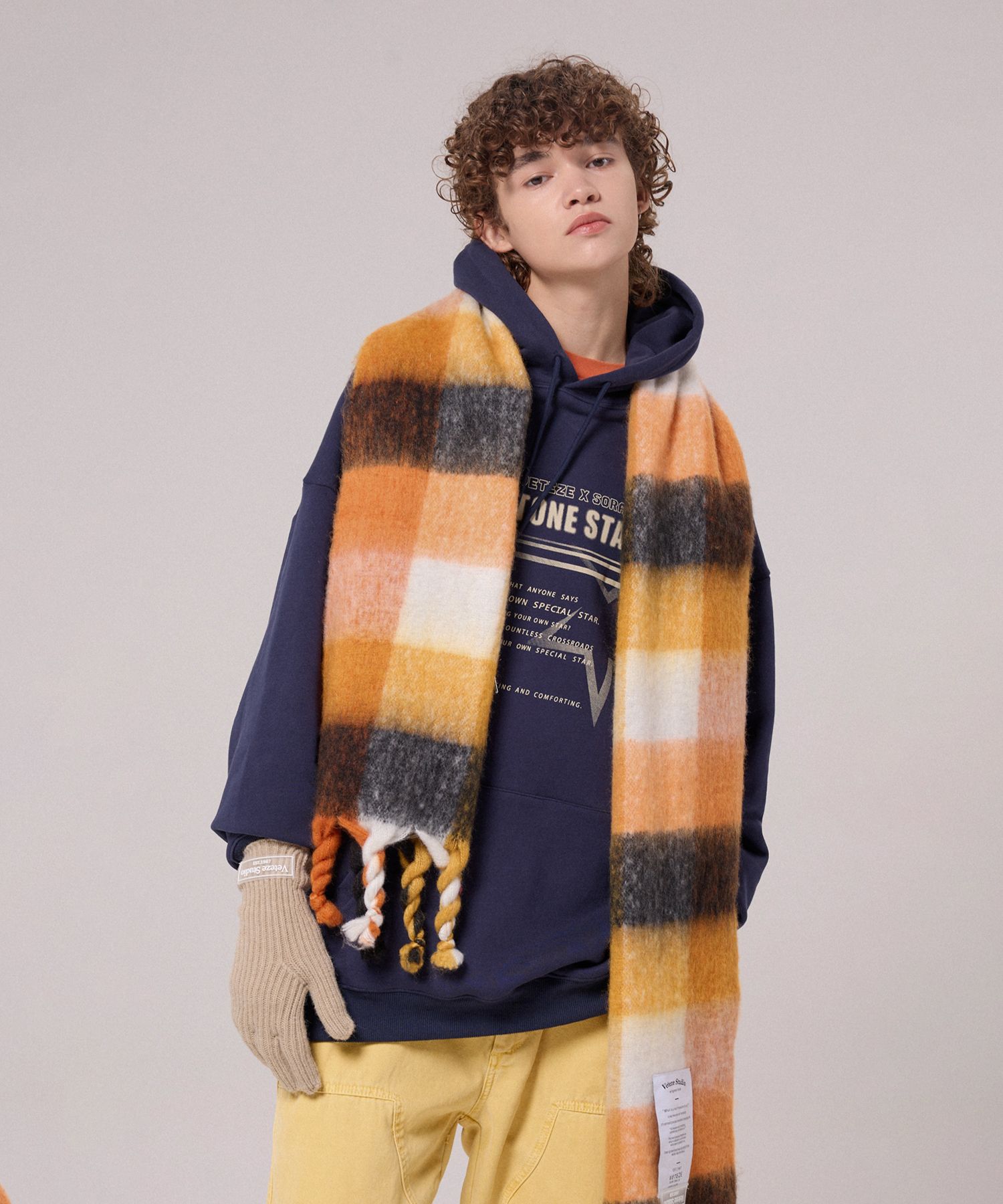 MUSINSA | VETEZE Studio Twisted Long Check Muffler (5 colors) Studio ...