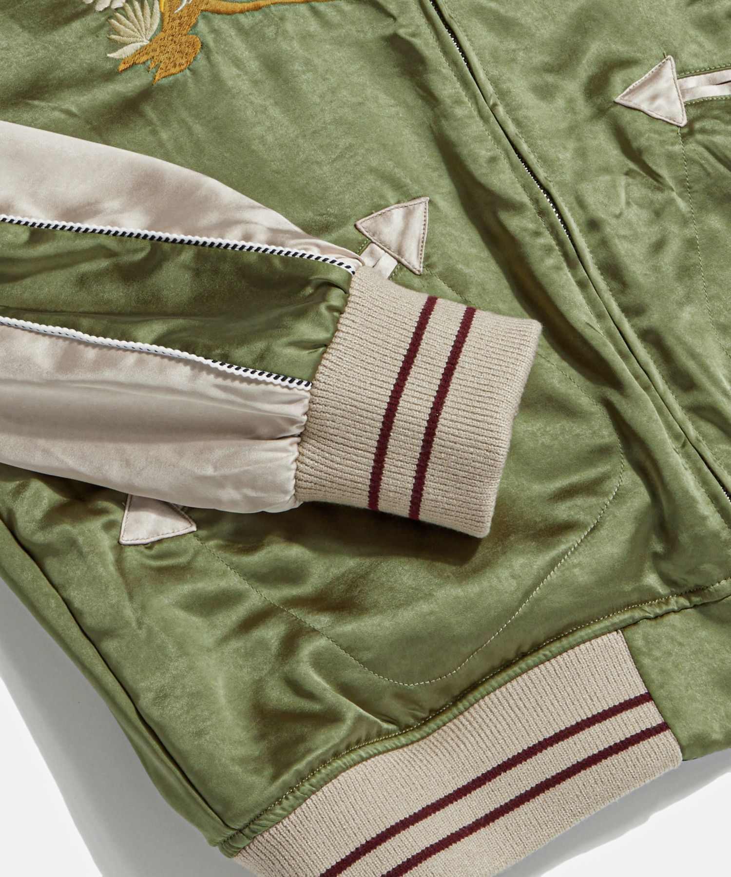 MUSINSA公式 | BRONSON 1950s Reversible Acetate Souvenir Jacket - Falcon × ...