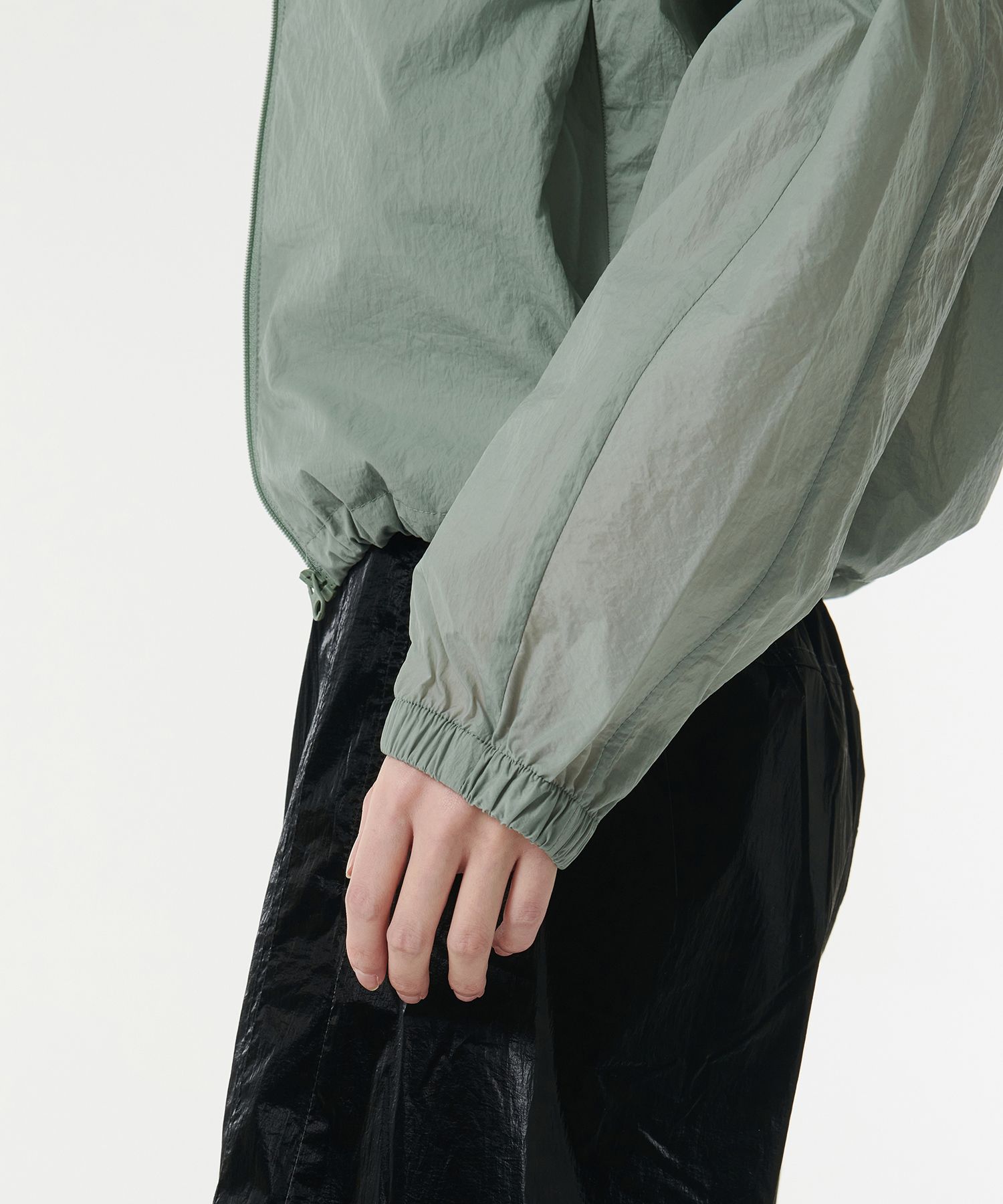 MUSINSA公式 | MUSINSA STANDARD WOMAN Women's Sheer Hooded Windbreaker ...