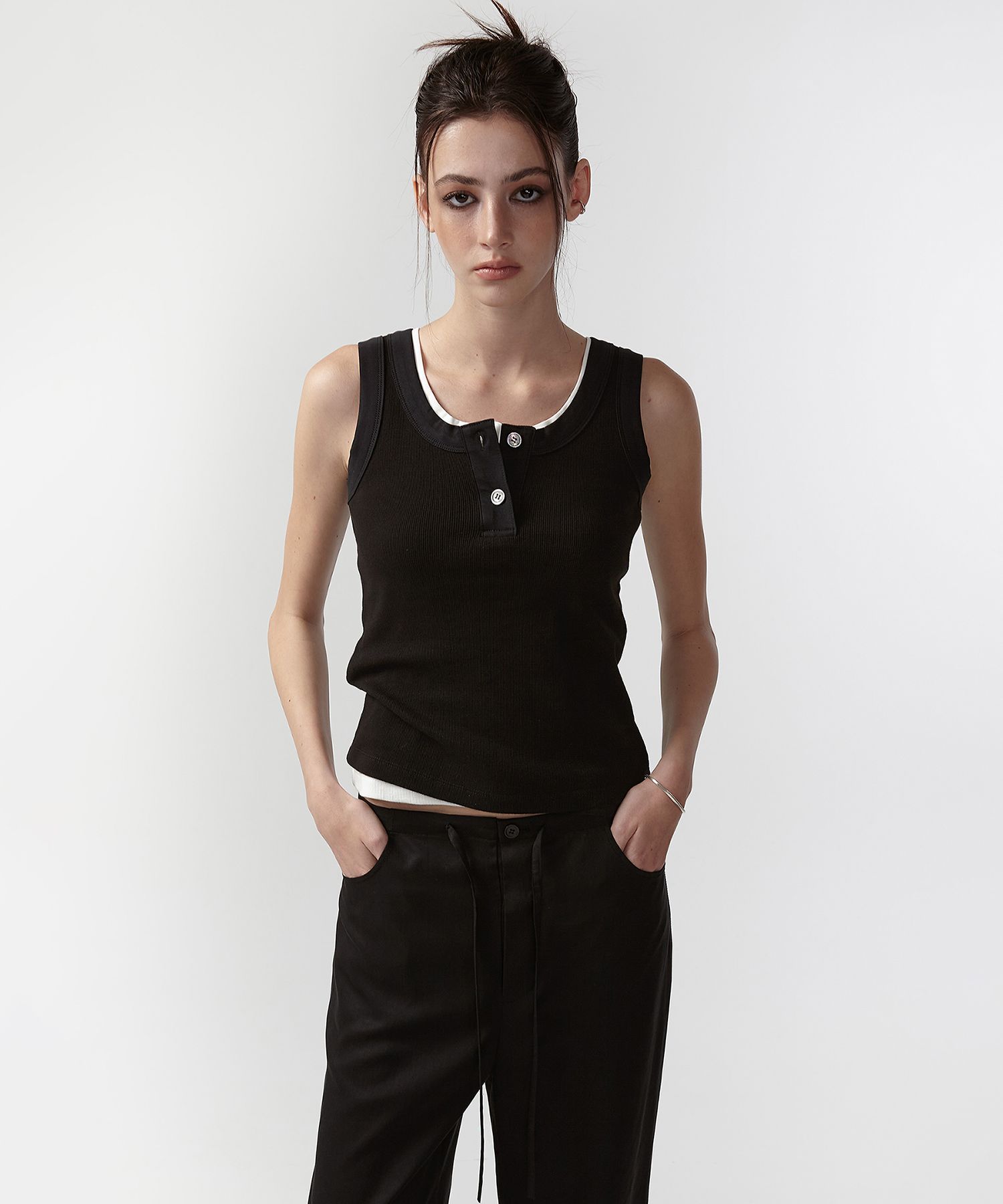 MUSINSA | EAN JO BUTTON HENLEY NECK RIBBED TANK TOP (BLACK)