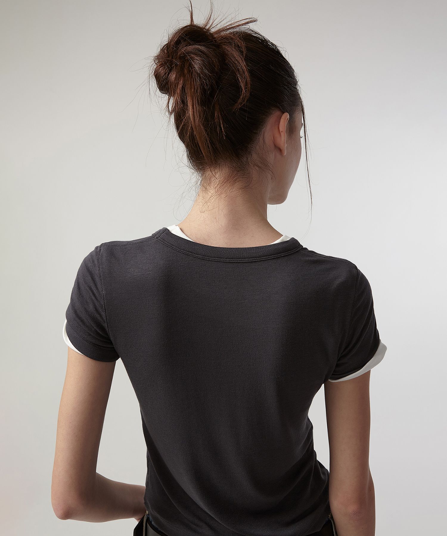 MUSINSA | EAN JO SYMBOL LOGO EMBROIDERY T-SHIRT (CHARCOAL)