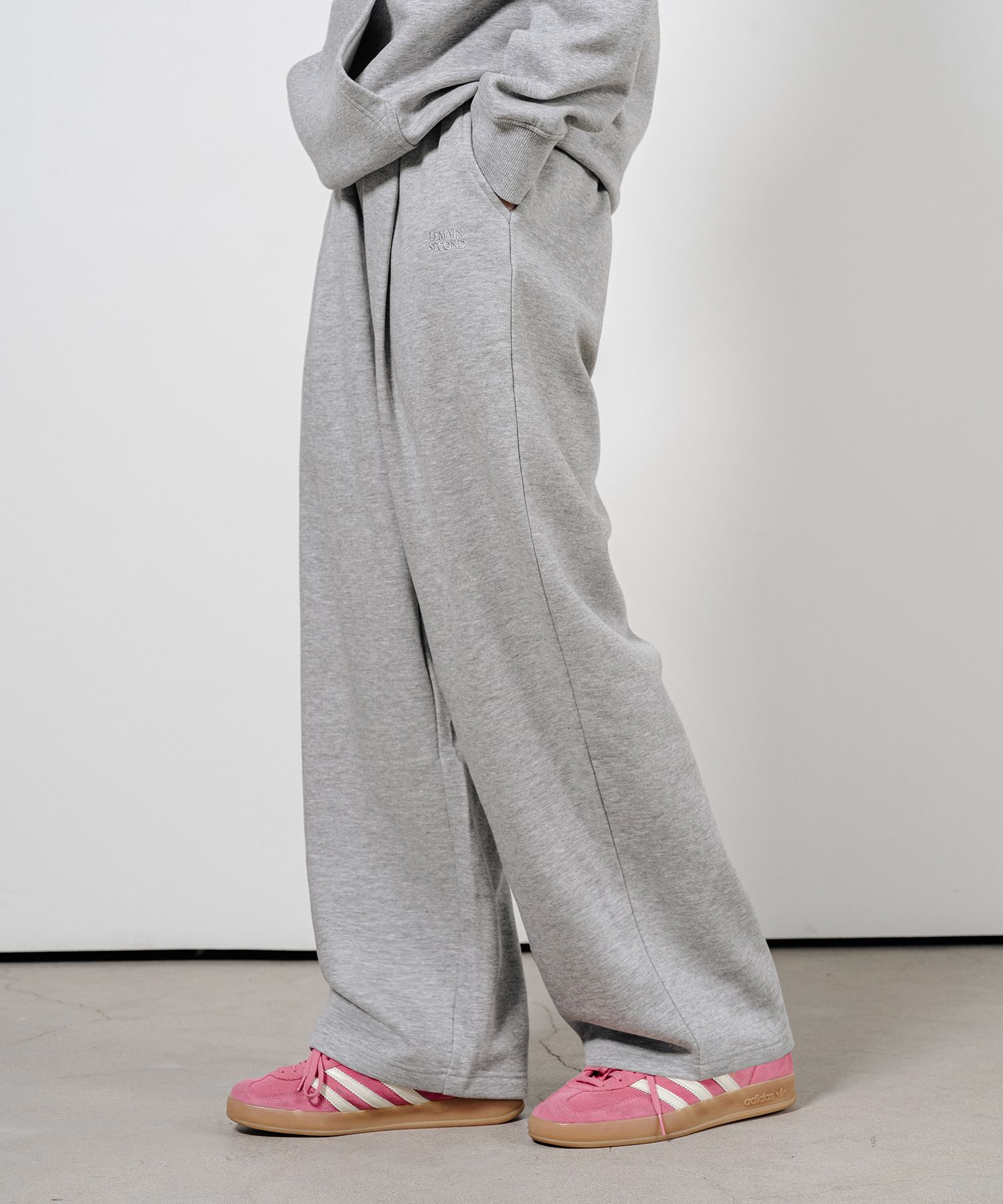 MUSINSA | LEMAIN SECOND ONE-TUCK WIDE SWEAT PANTS [GRAY]
