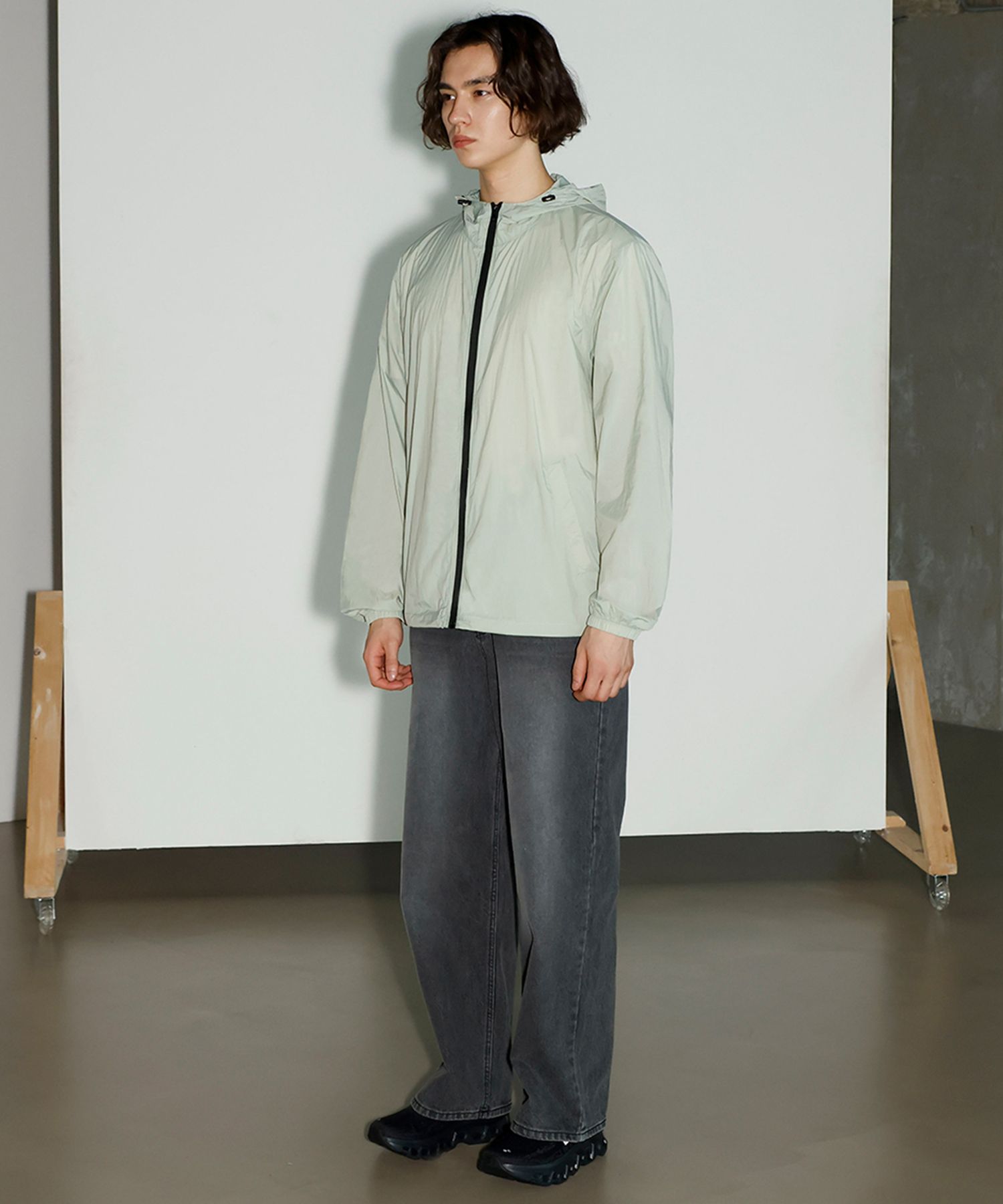 MUSINSA | SIGNATURE Lightweight String Windbreaker [Green]