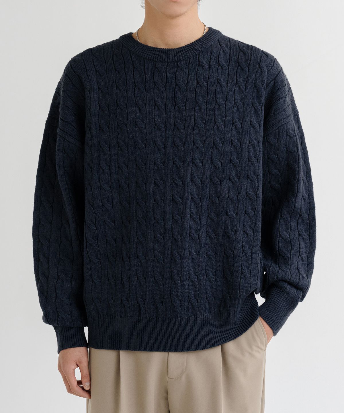 리메인세컨드(LEMAIN SECOND) 오버핏 볼륨 워셔블 크루넥 케이블 니트_9COLOR - 사이즈 & 후기 | 무신사