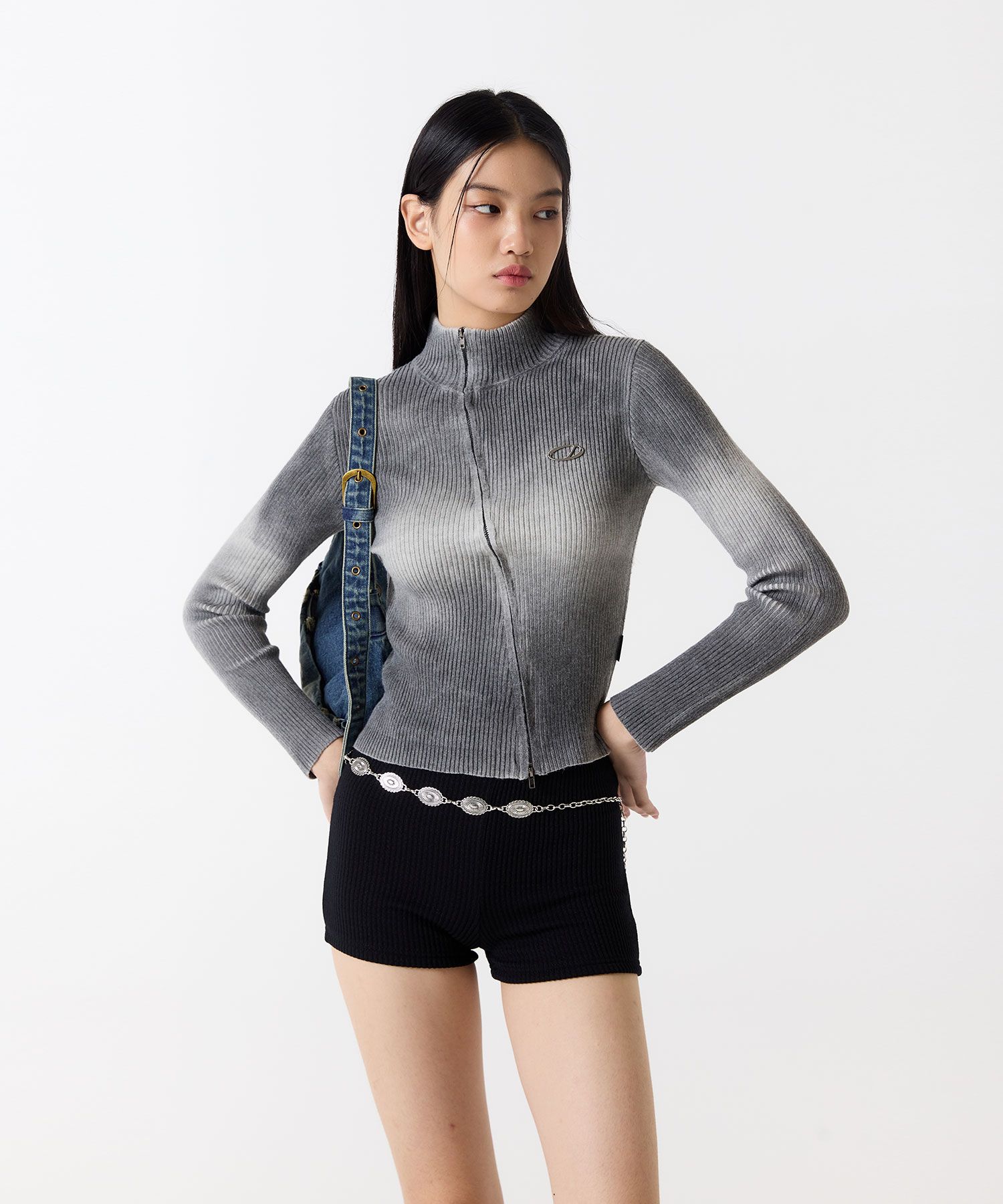 MUSINSA | ODDSTUDIO Diagonal Gradient Knit Top - WHITE MELANGE