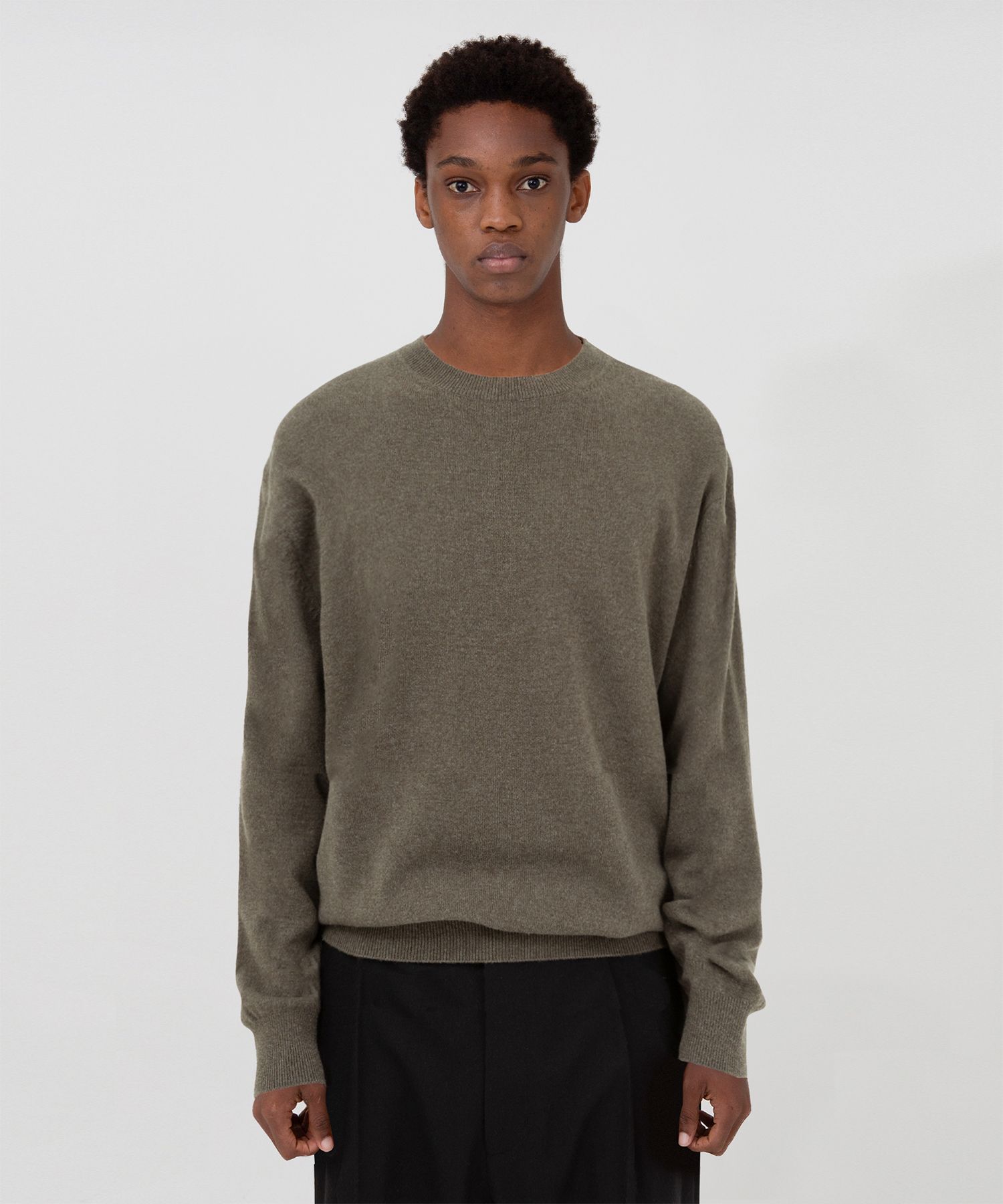 MUSINSA | BROWNYARD Extra Super Fine Crew Neck Knit, Olive