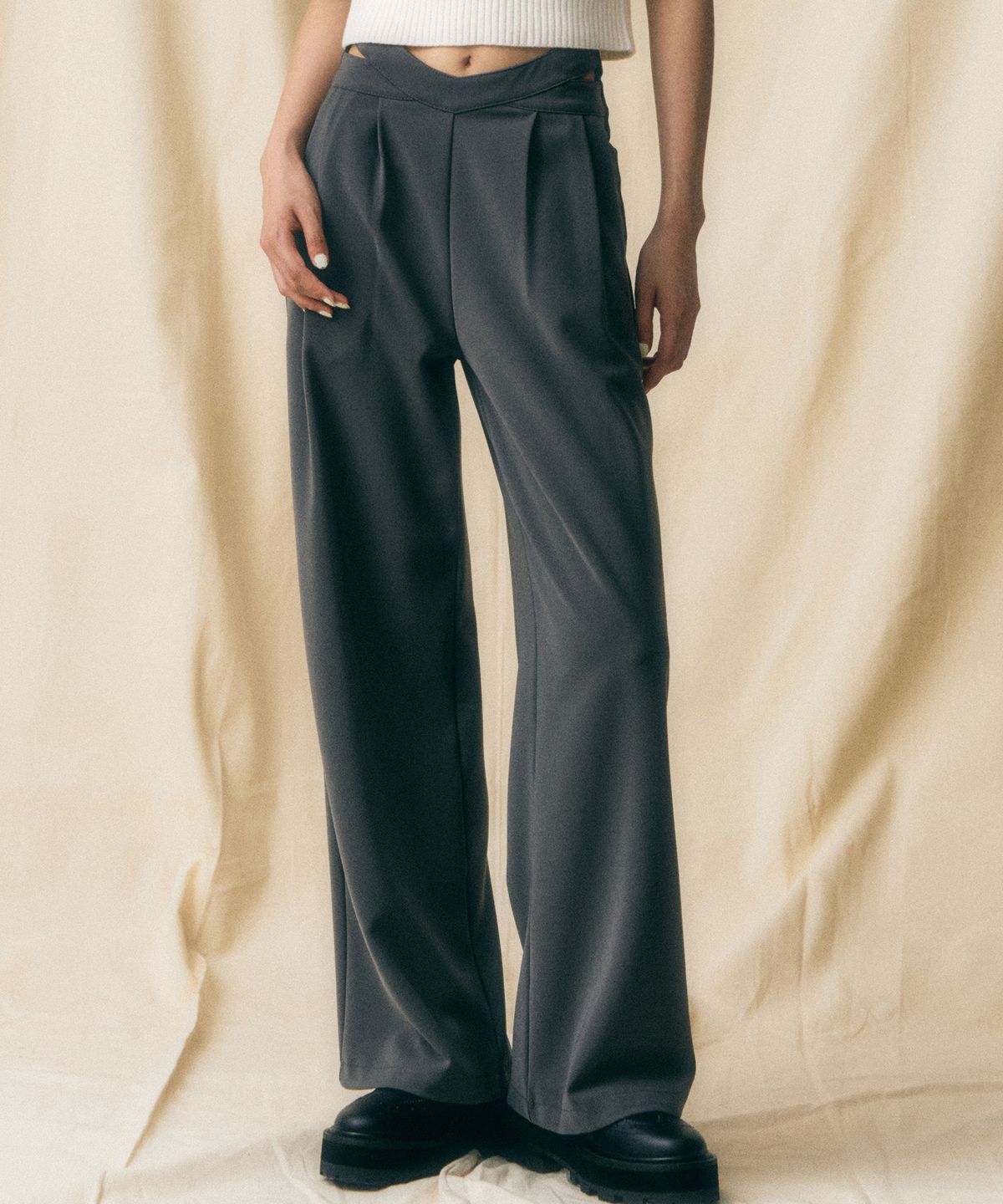 어반드레스(AVANDRESS) X-Line Wide Slacks - 4COL - 사이즈 & 후기 | 무신사