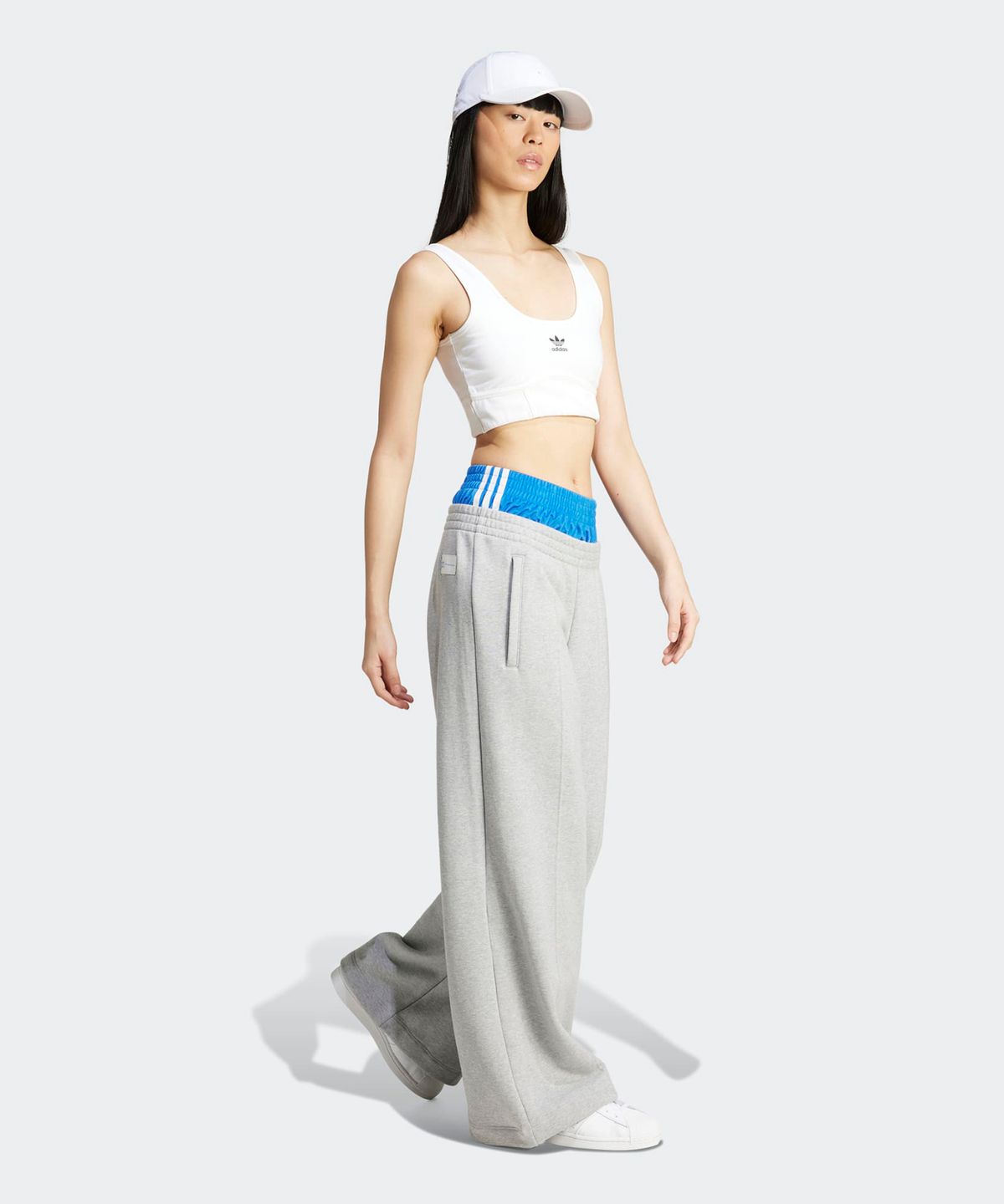 아디다스(ADIDAS) (x크세니아) 투인원 트랙 스웨트 팬츠 - 그레이:블루 / IW5670 - 사이즈 & 후기 | 무신사