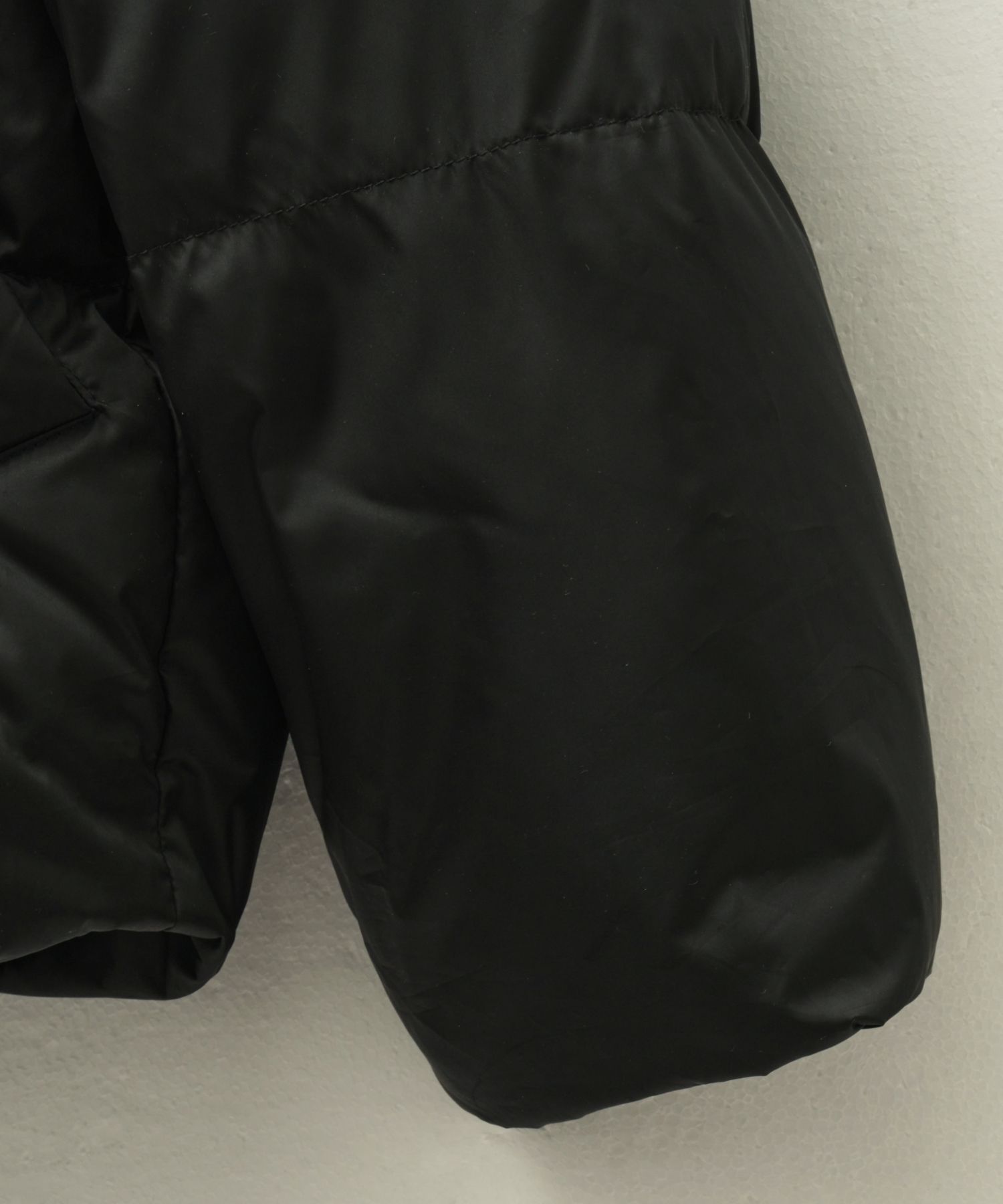 MUSINSA公式 | SATUR Detachable Hood Duck Down Padding Black