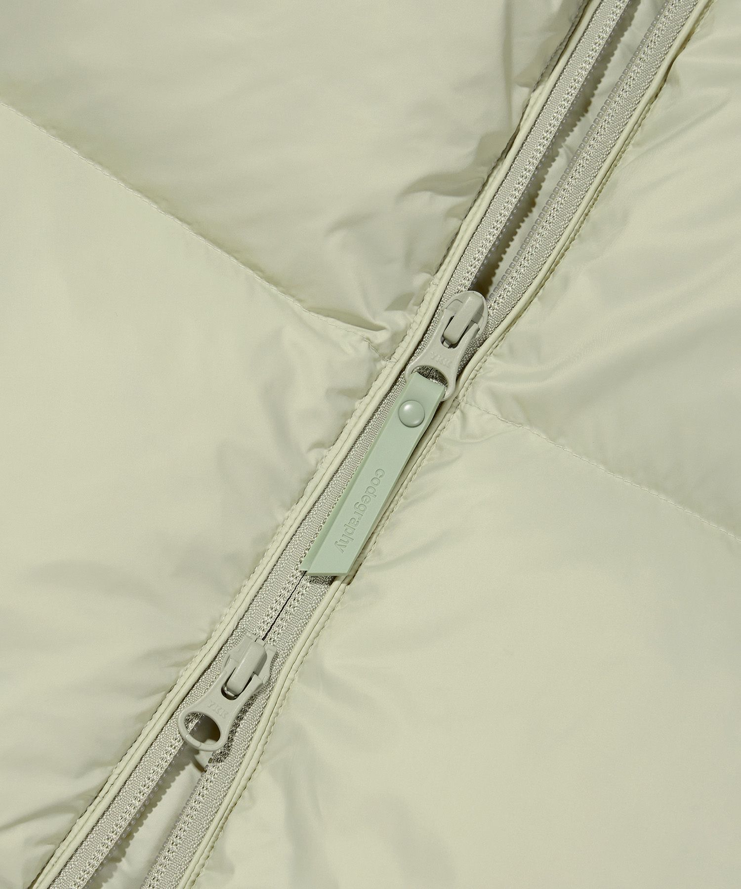 MUSINSA | Codegraphy [24 years Ver.] RDS Essential Duck Down Pupa Short Padding_Khaki