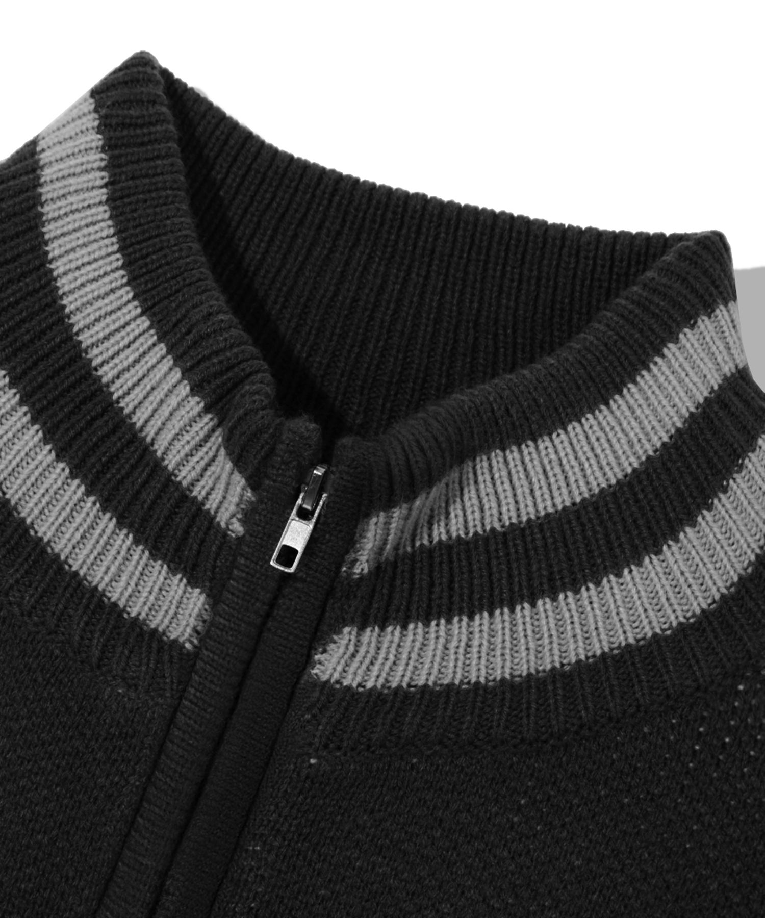 MUSINSA | TRILLION Retro Gothic Graphic Track Line 2WAY Zip-up Knit [Black]