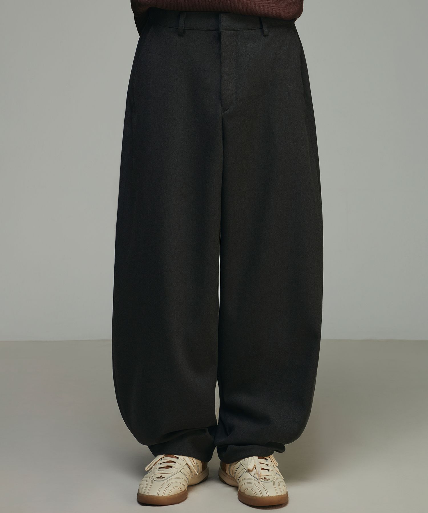 MUSINSA | SIGNATURE Fleece semi-balloon fit slacks [gray]
