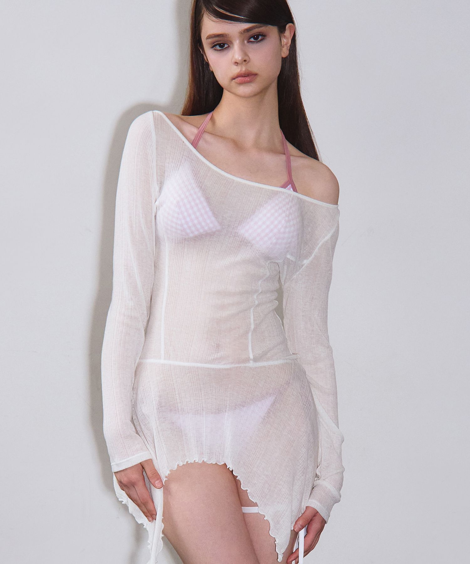 MUSINSA公式 | VINAJ Boatneck Ruffle Princess Coverup (White)