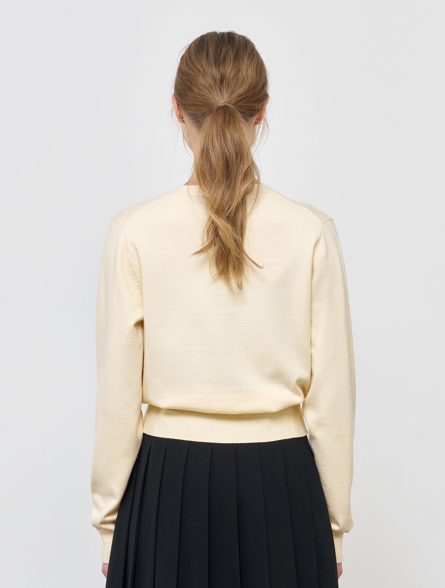 MUSINSA公式 | GENERAL IDEA GNRL Essential Cardigan [BUTTER] / WBD3L04503