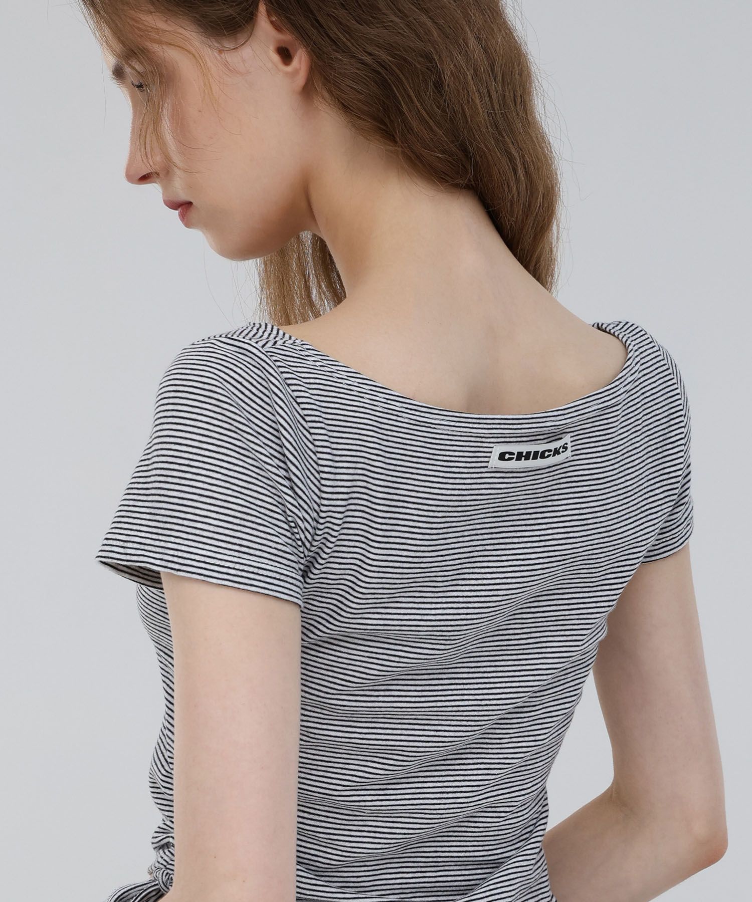 MUSINSA公式 | CHICKS Side shirring short sleeve t-shirt white