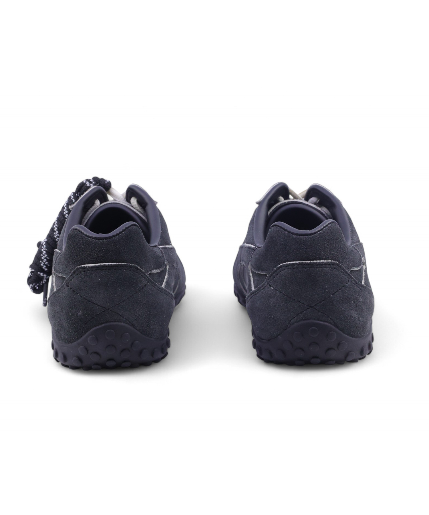 MUSINSA公式 | YASE Spider Two Tone Sneakers Black