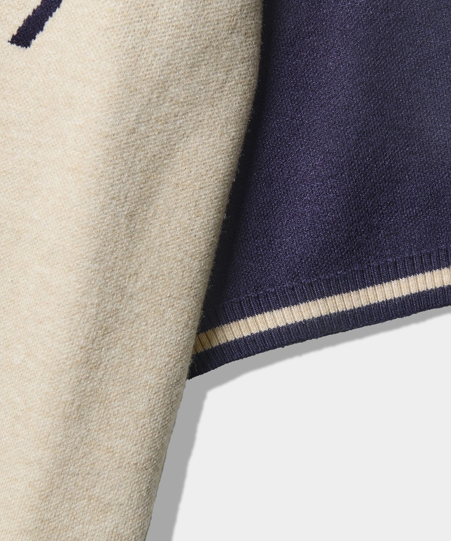 MUSINSA公式 | DIMITRI BLACK VLAD 2WAY Raglan Artwork Short Sleeve Zip-up ...