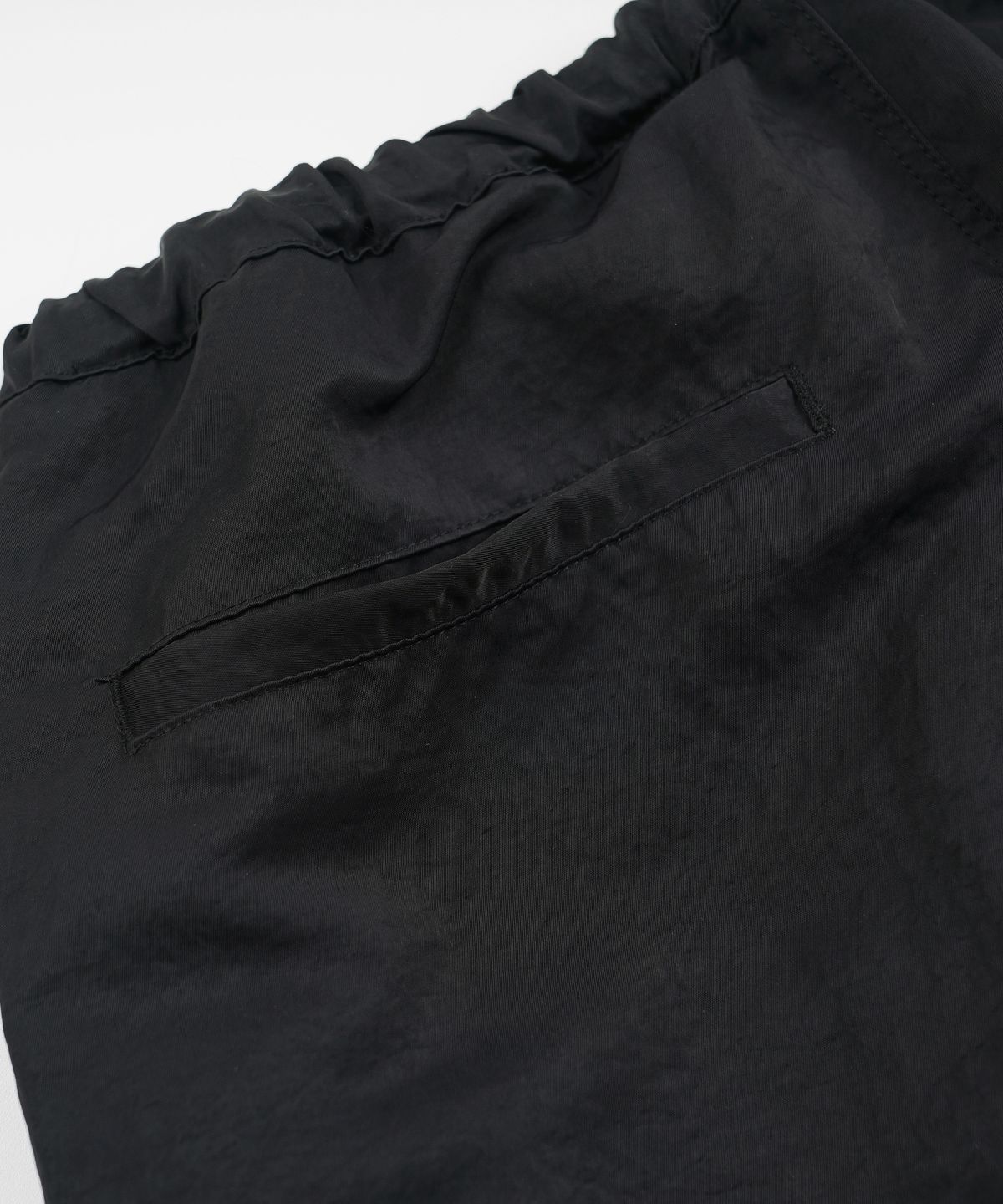 프리즘웍스(FRIZMWORKS) STRING NYLON TRACK PANTS _ BLACK - 사이즈 & 후기 | 무신사
