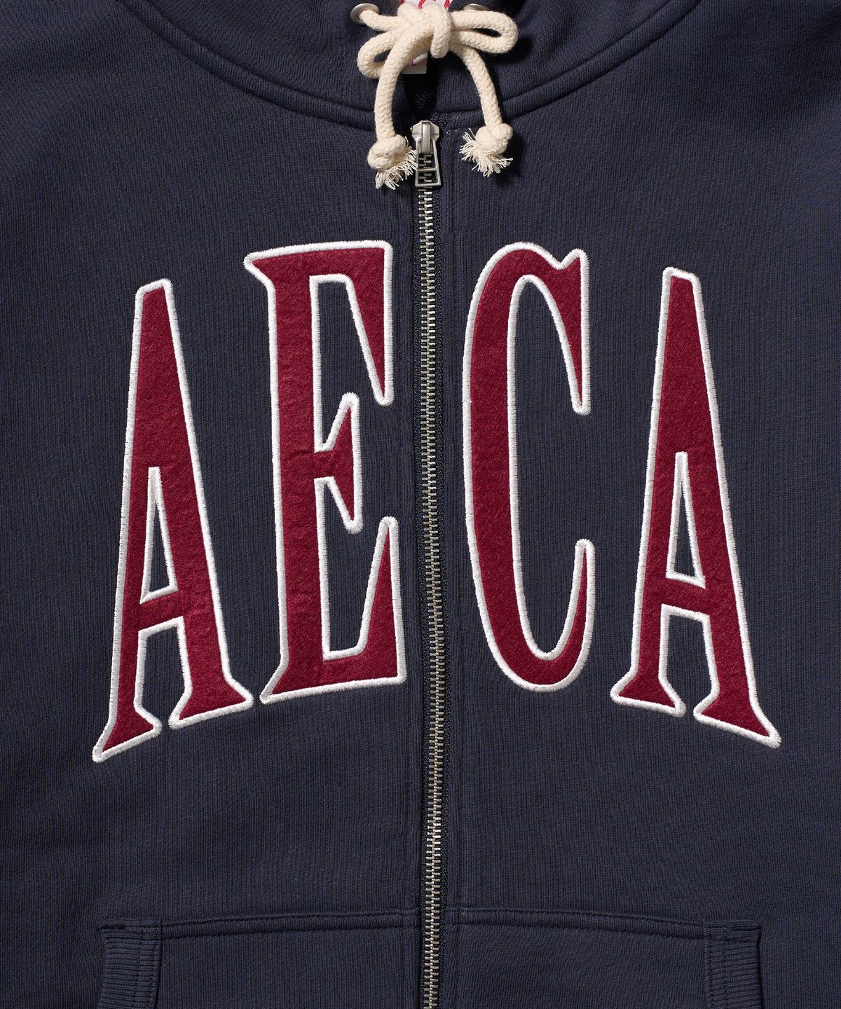 에이카화이트(AECA) AECA APPLIQUE ZIP UP HOODIE-NAVY - 사이즈 & 후기 | 무신사