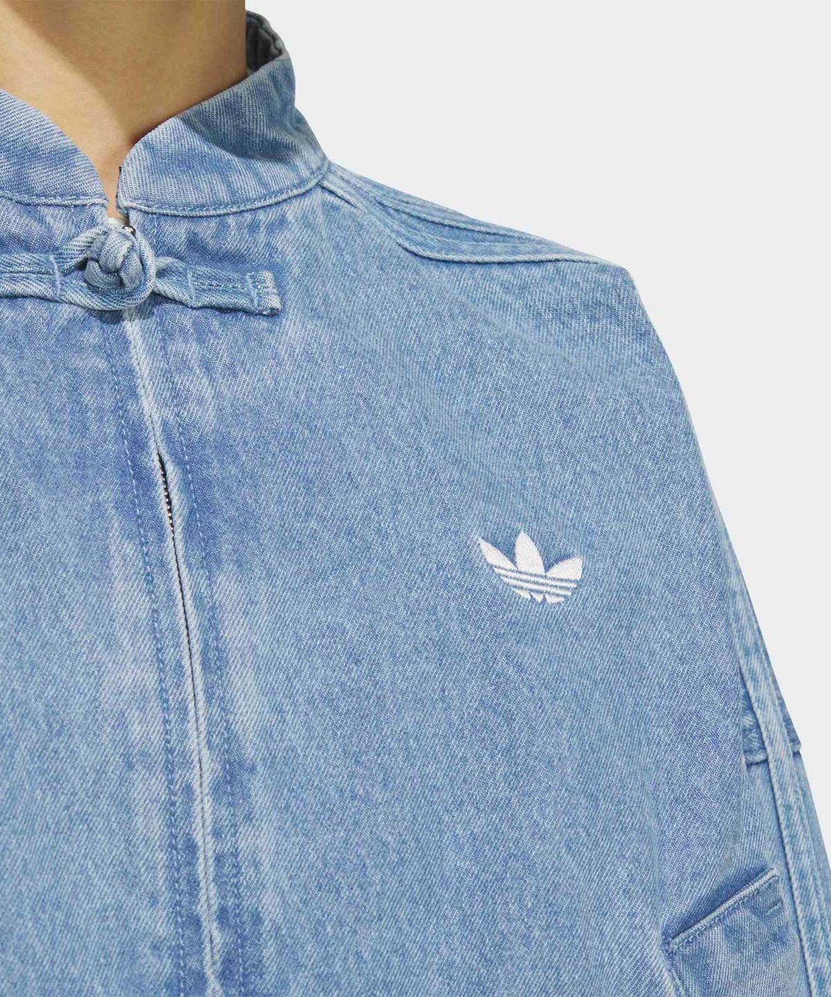 아디다스(ADIDAS) 데님 차이나 칼라 트랙탑 - 라이트데님 / JZ9924 - 사이즈 & 후기 | 무신사