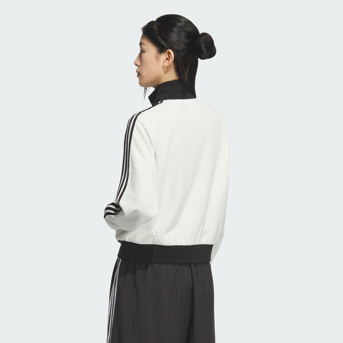 아디다스(ADIDAS) 니트 트랙탑 - 화이트:블랙 / KC2649 - 사이즈 & 후기 | 무신사